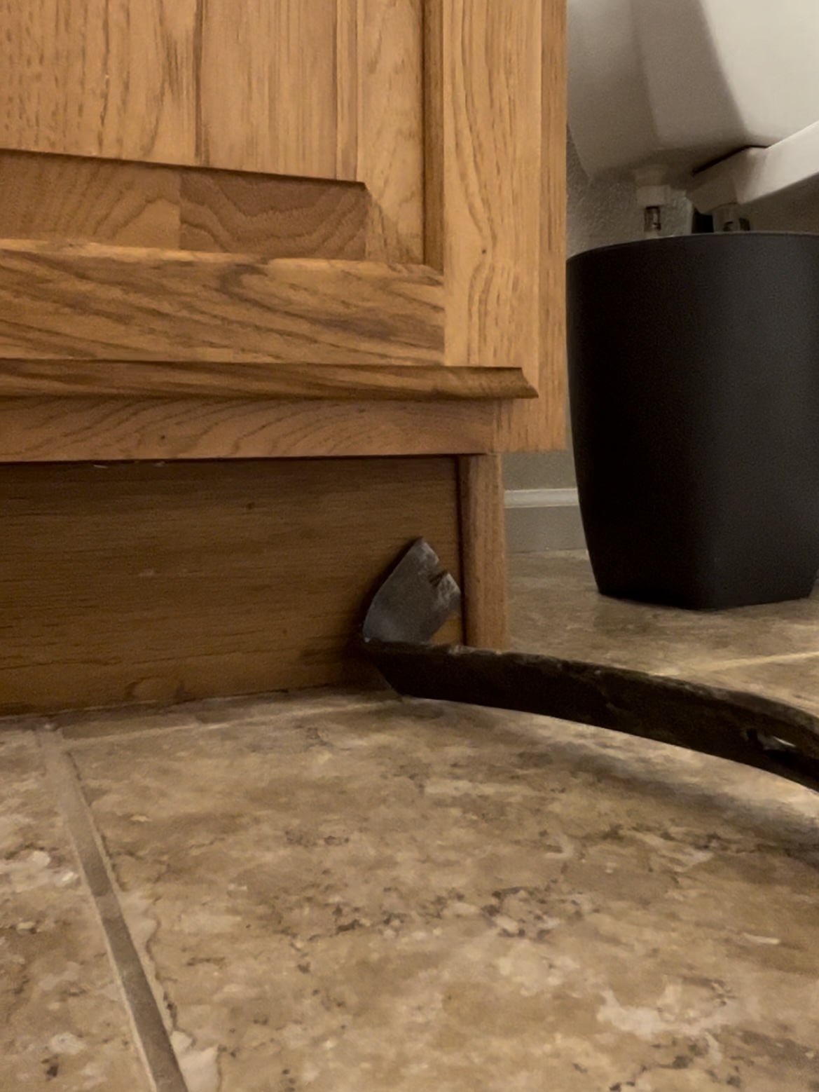 How to Build a Pull-Out Stool Drawer - livingstartsathome.com