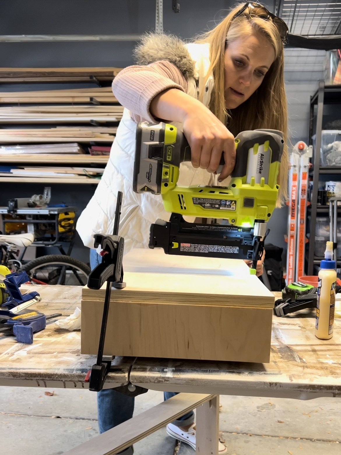 How to Build a Pull-Out Stool Drawer - livingstartsathome.com